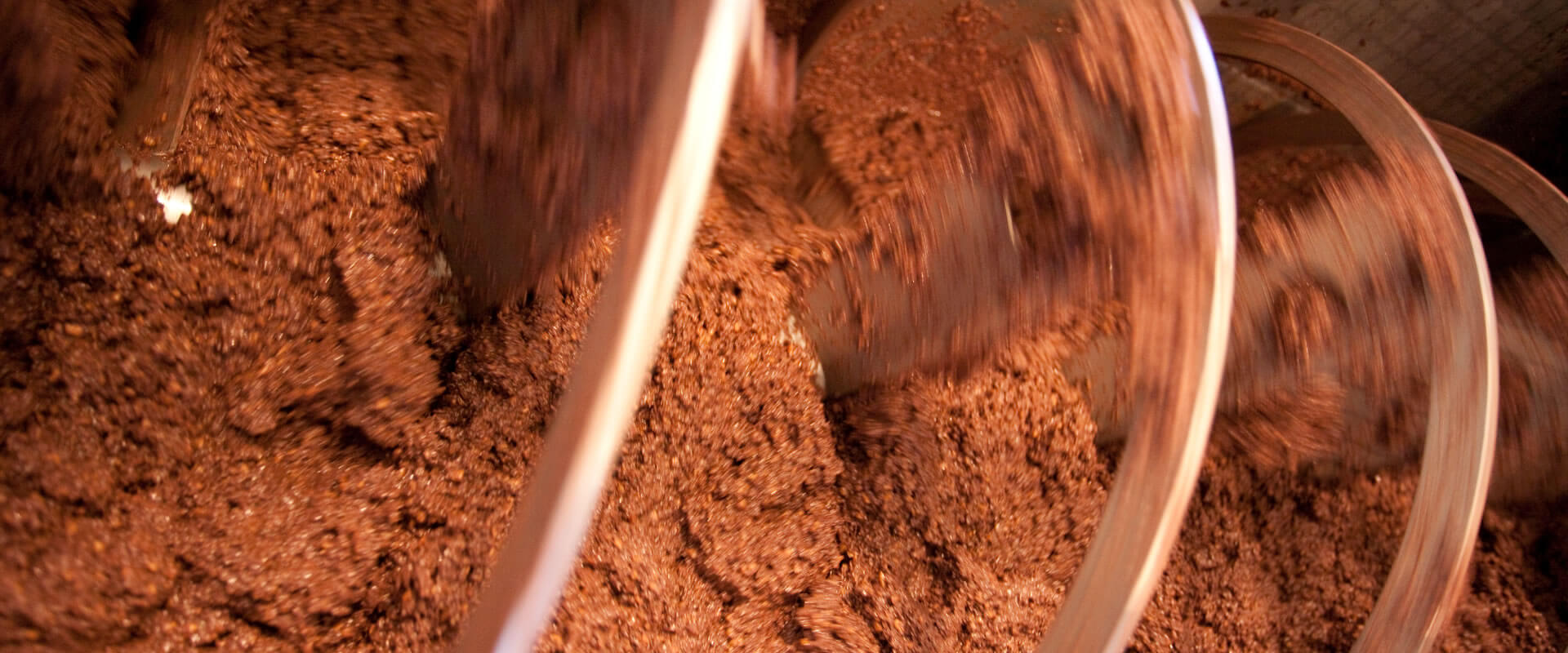 Metallic Oil: Definition and Characteristics - Fratelli Carli